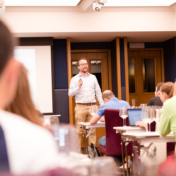 Cava Trade Training in the United Kingdom: Waitrose | D.O. Cava