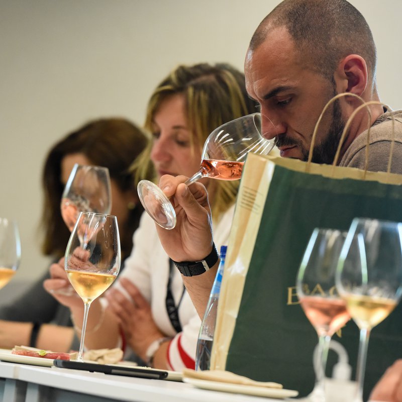 Cava Trade Training in the United Kingdom: Tanners Wine Merchants | D.O ...